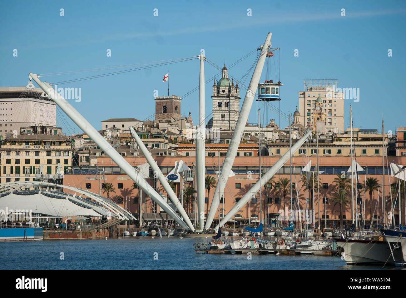 Porto antico ship hi-res stock photography and images - Alamy