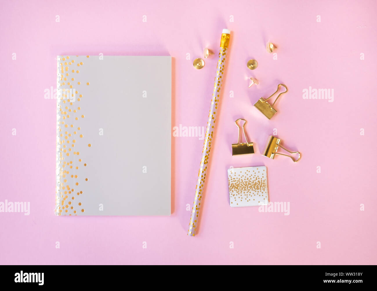 Polka dot pencil hi-res stock photography and images - Alamy