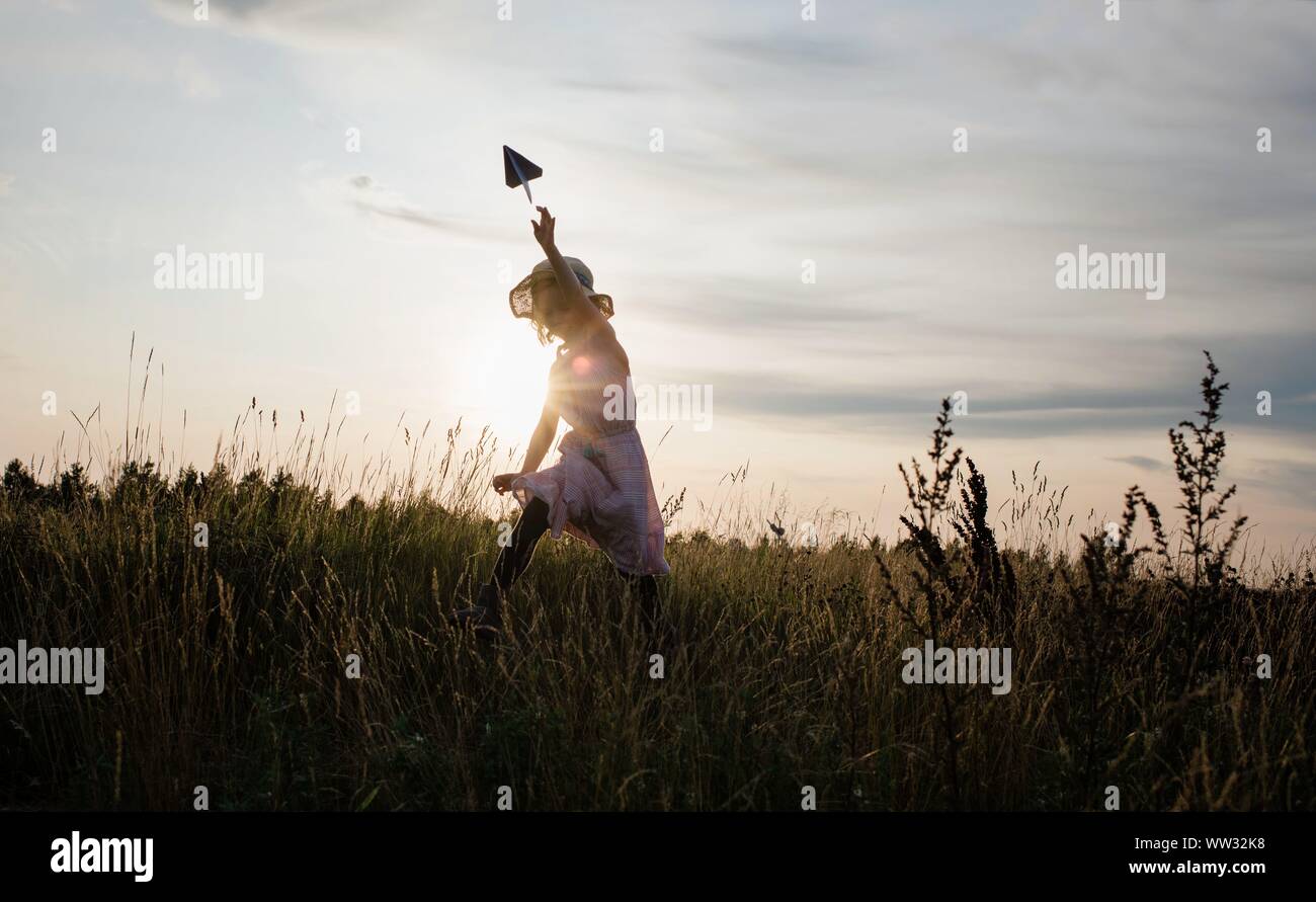 Girl play plane hi-res stock photography and images - Alamy