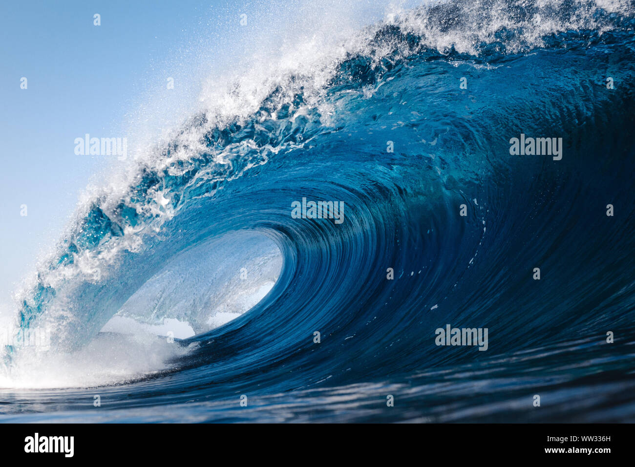 Clean and powerful wave breaking on a beach in Tenerife Stock Photo - Alamy