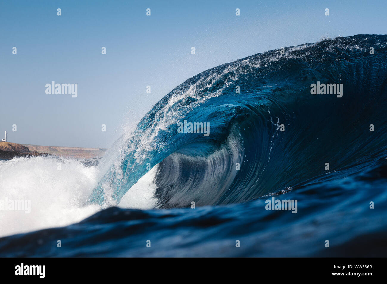 Clean wave breaking on a beach in Tenerife Stock Photo - Alamy