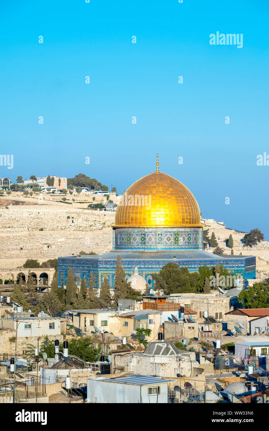 Israel, Jerusalem District, Jerusalem. Dome of the Rock and buildings ...
