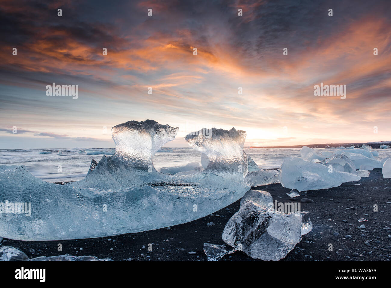 Diamond sunset hi-res stock photography and images - Alamy