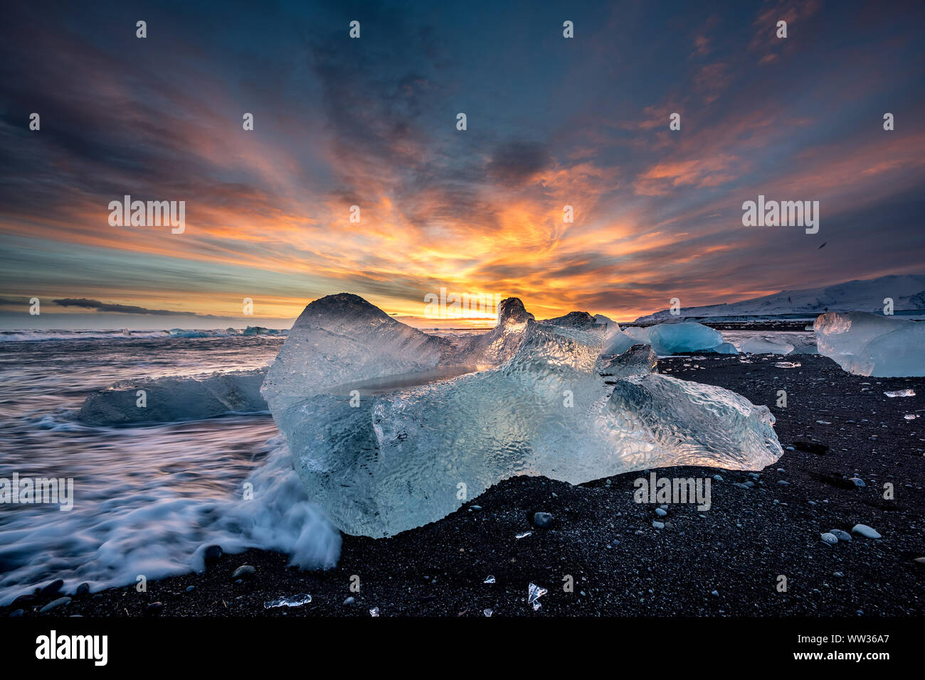Diamond sunset hi-res stock photography and images - Alamy