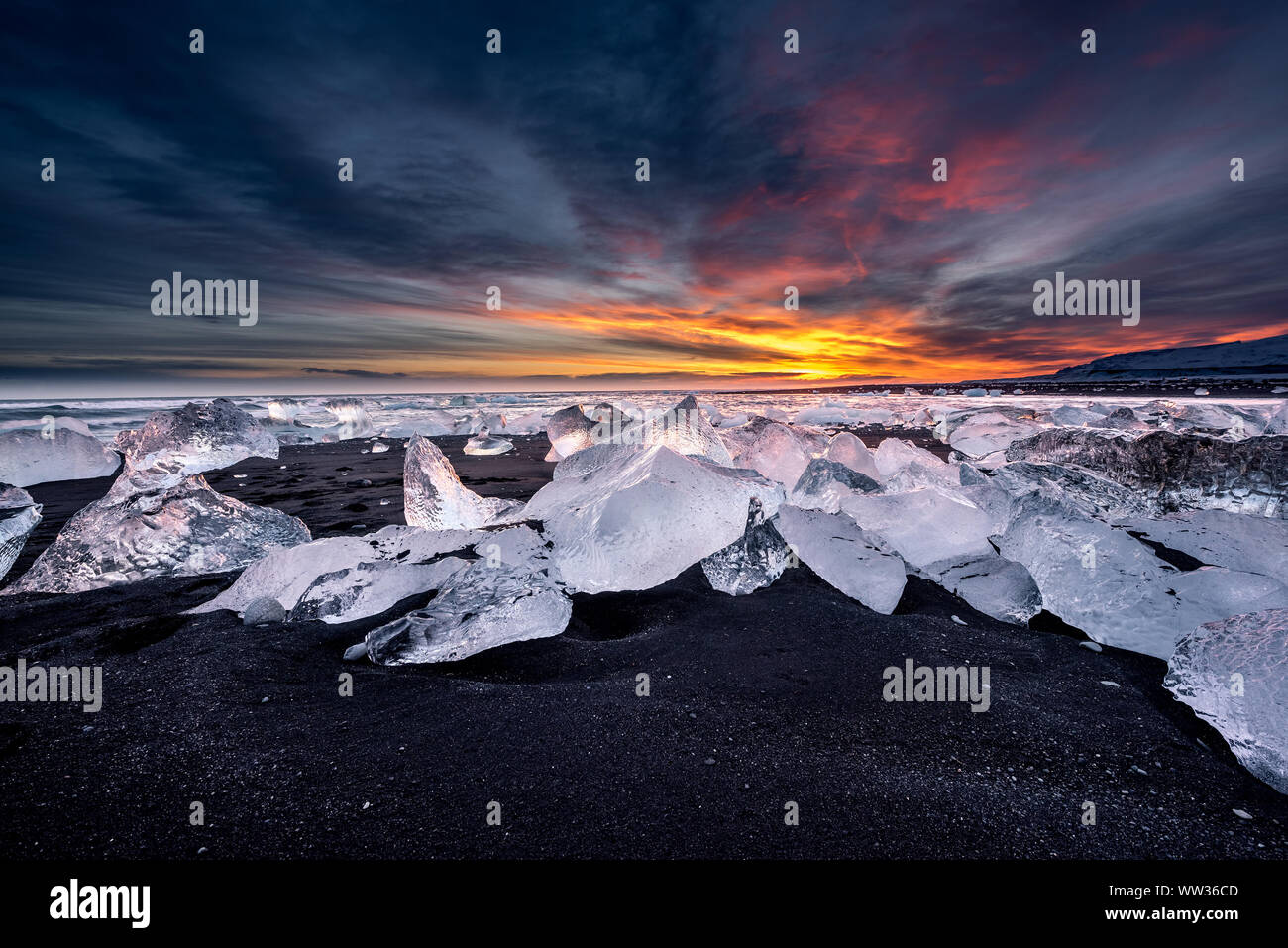 Diamond sunset hi-res stock photography and images - Alamy