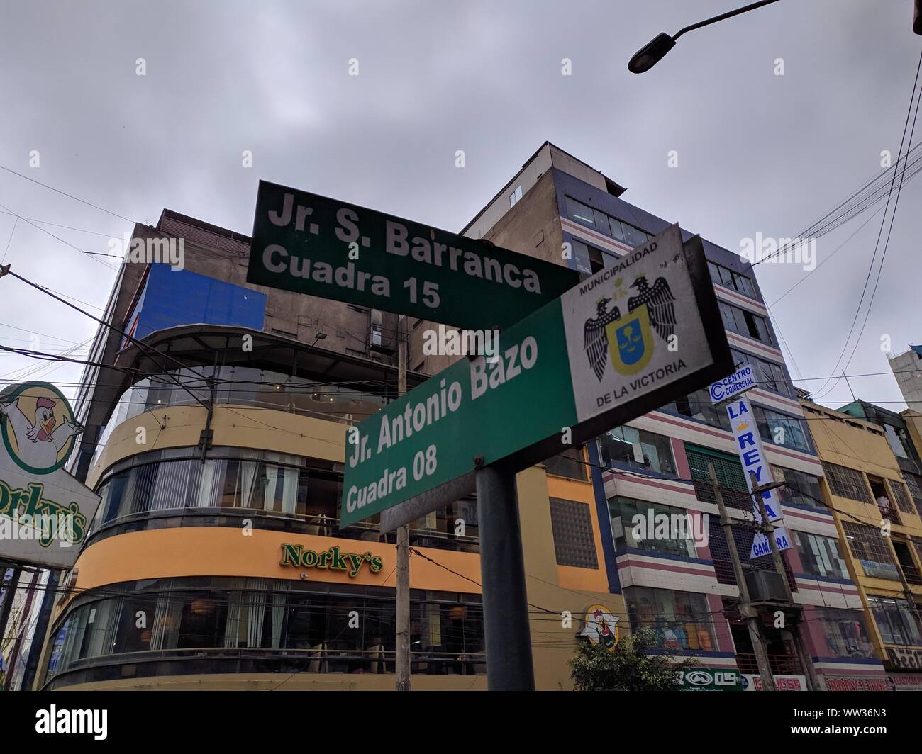 Gamarra la Victroria Lima Peru, the biggest fabric and textile market ...