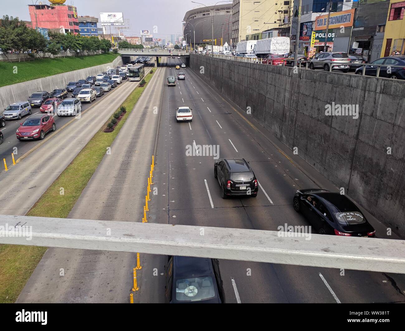 Traffic at the main highways Via expresa and Javier Prado at the ...