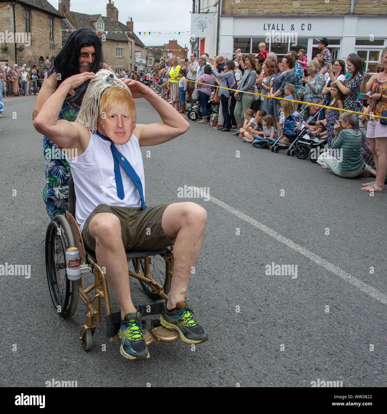 Eynsham Carnival, Oxfordshire, UK Stock Photo - Alamy