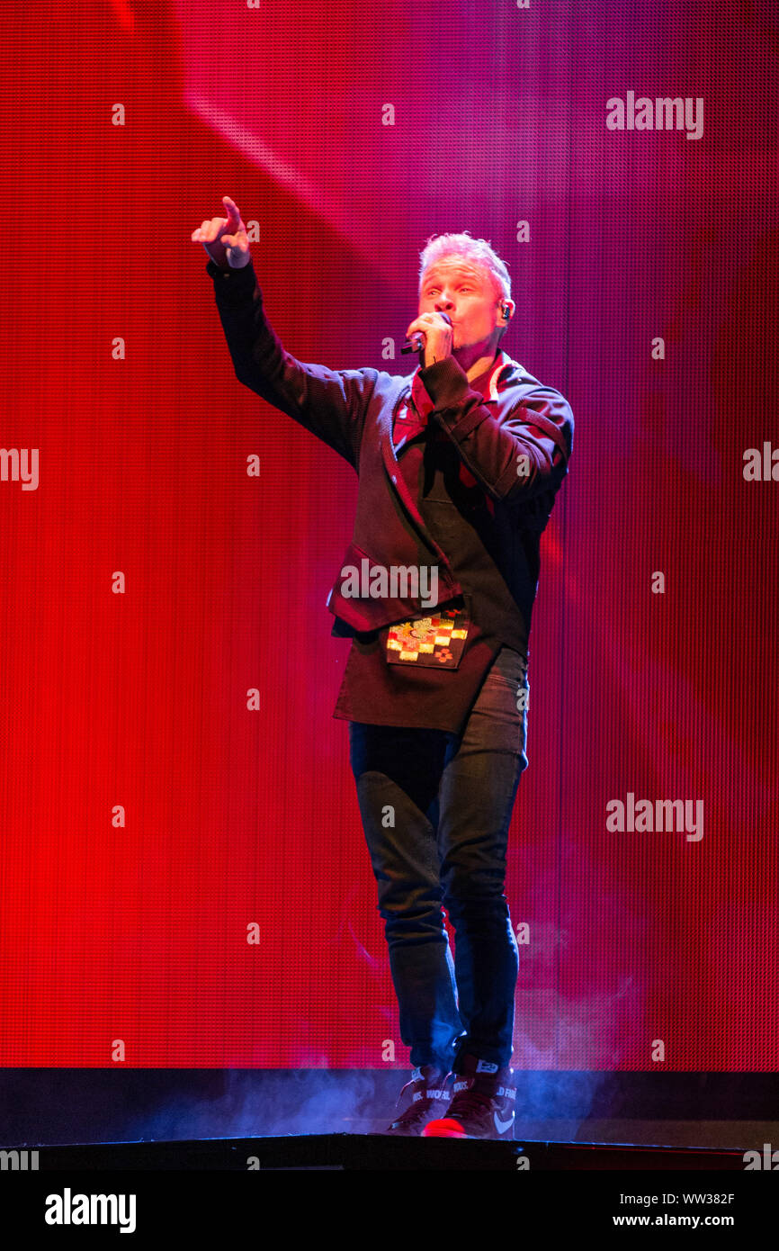 Brian littrell of backstreet boys hi-res stock photography and images ...