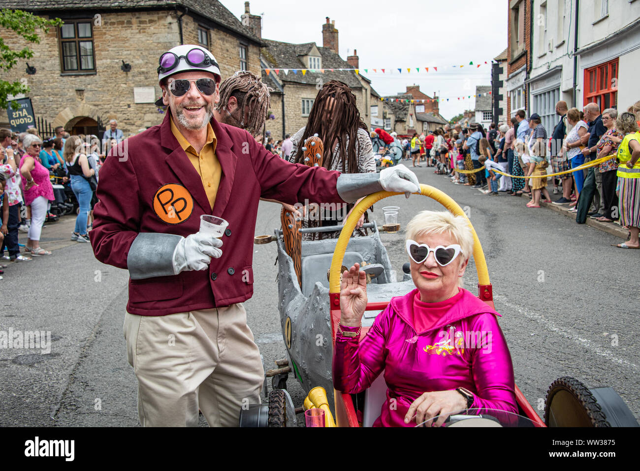 Eynsham Carnival, Oxfordshire, UK Stock Photo - Alamy