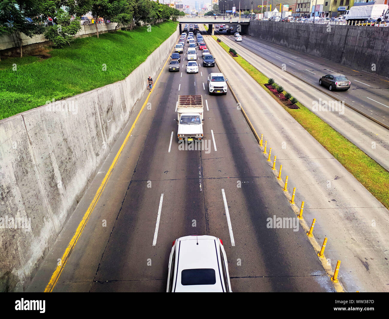 Traffic jam lima peru hi-res stock photography and images - Alamy