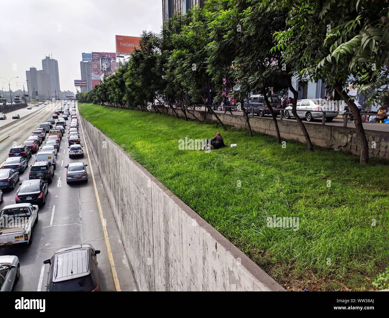 Traffic at the main highways Via expresa and Javier Prado at the ...