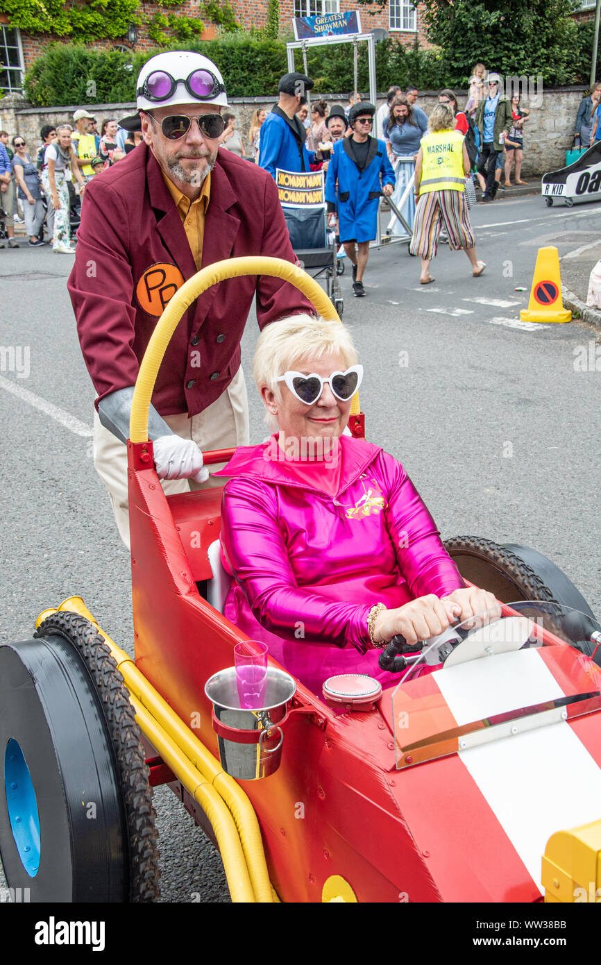 Eynsham Carnival, Oxfordshire, UK Stock Photo - Alamy