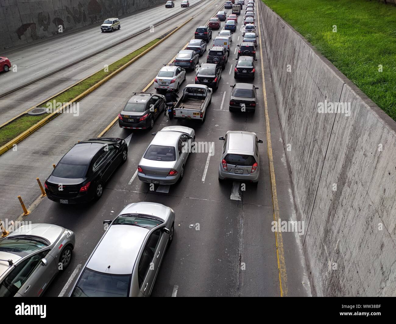 Traffic at the main highways Via expresa and Javier Prado at the ...