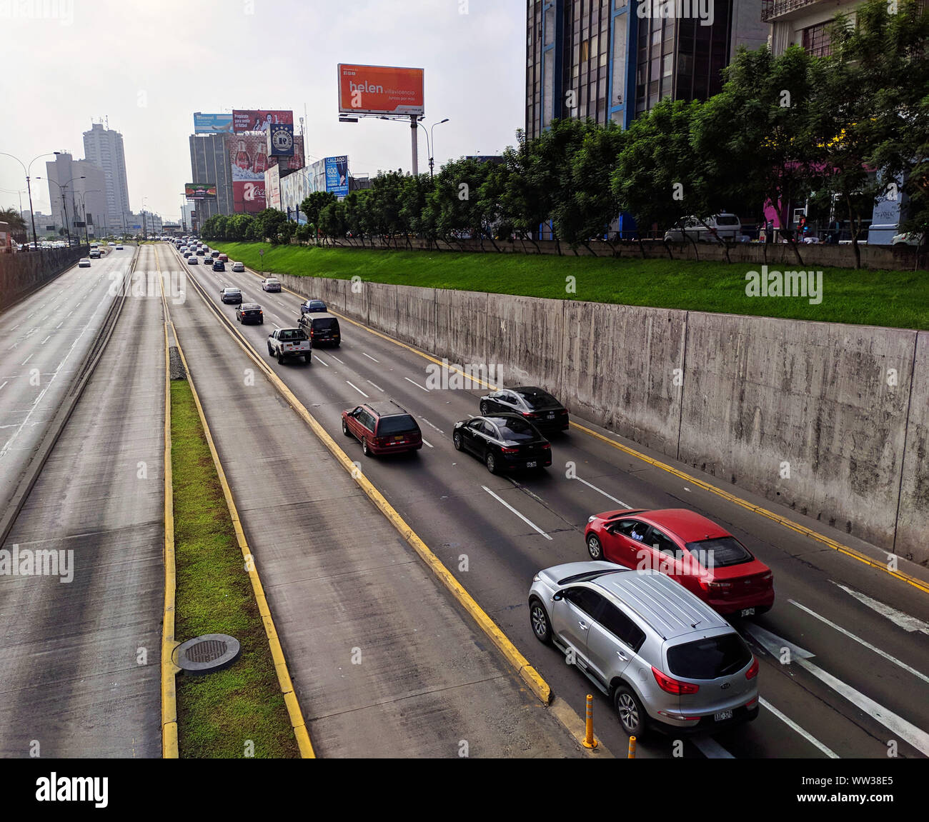 Traffic jam lima peru hi-res stock photography and images - Alamy