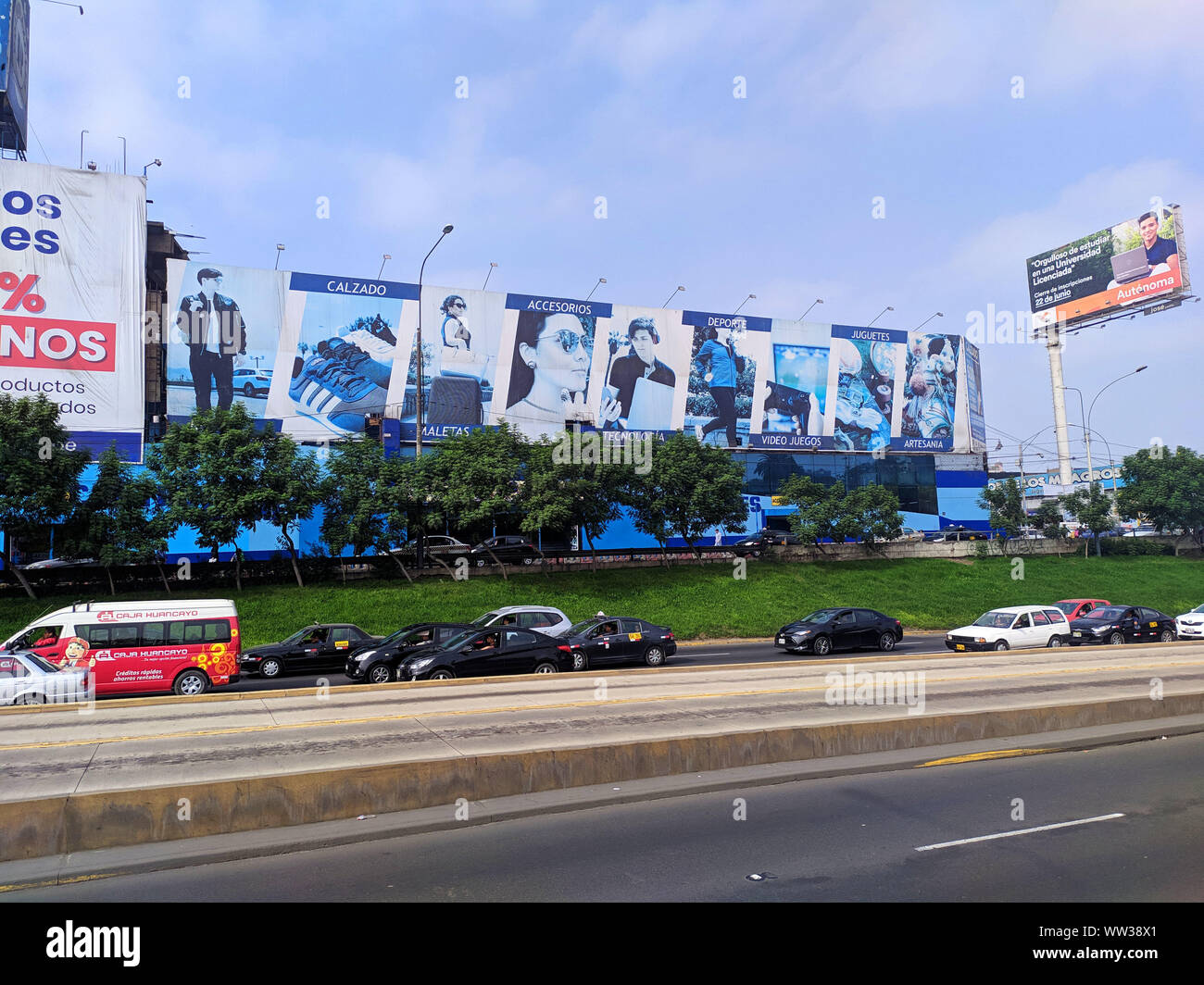 Traffic at the main highways Via expresa and Javier Prado at the ...