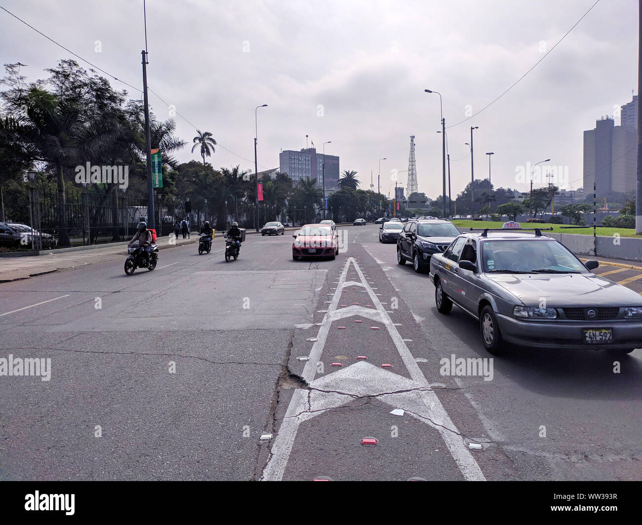 Traffic at the main highways Via expresa and Javier Prado at the ...