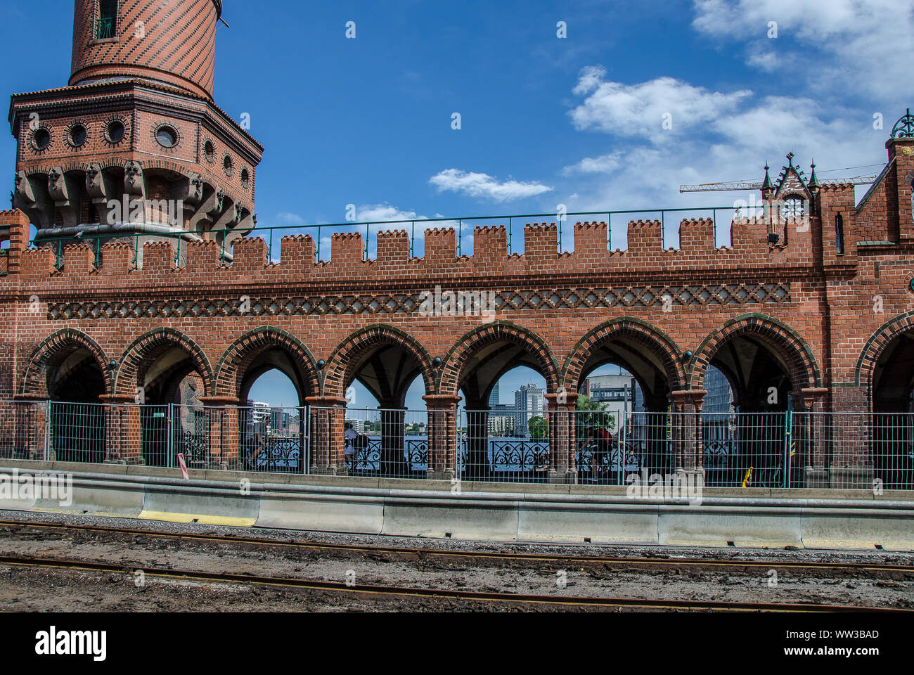 Berlin's double-decker bridge Oberbaum Bridge (Oberbaumbrücke), built ...