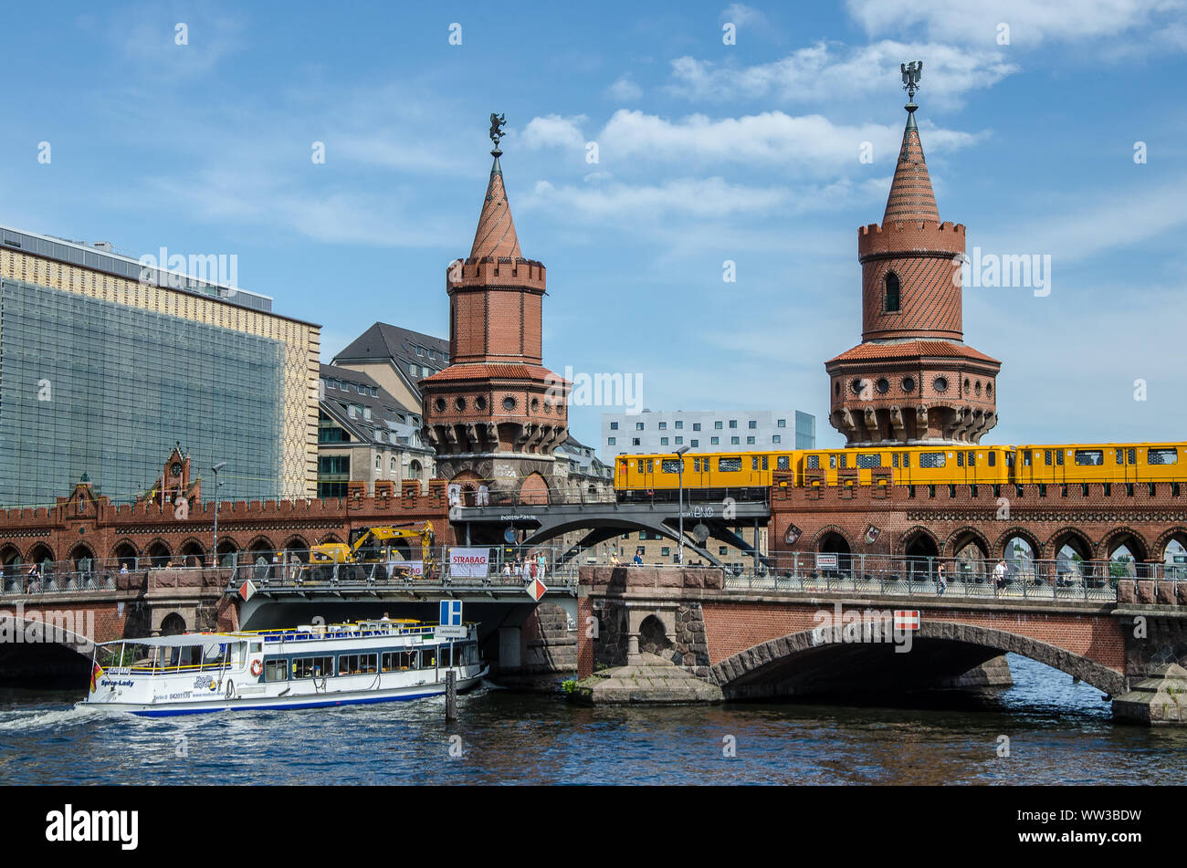 Berlin's double-decker bridge Oberbaum Bridge (Oberbaumbrücke), built ...