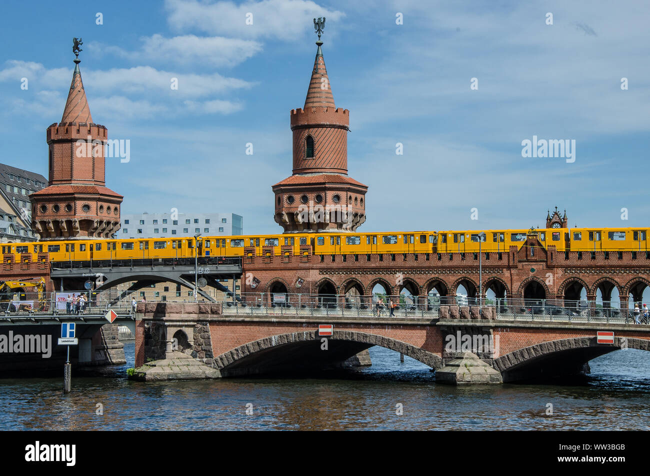 Oberbaum bridge with an underground train crossing hi-res stock ...