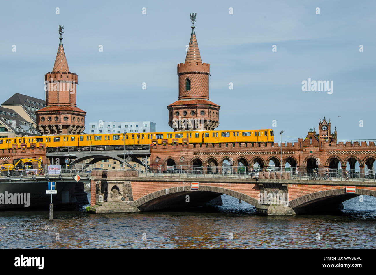 Berlin's double-decker bridge Oberbaum Bridge (Oberbaumbrücke), built ...