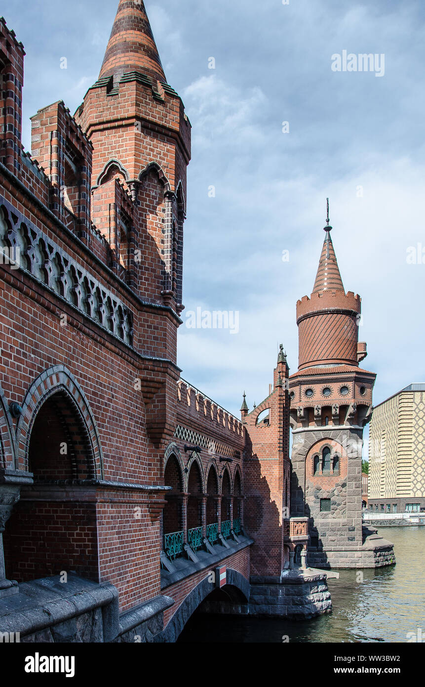 Berlin's double-decker bridge Oberbaum Bridge (Oberbaumbrücke), built ...