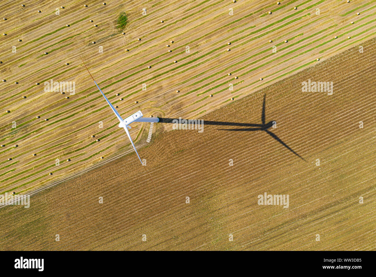 Straw bales wind turbine hi-res stock photography and images - Alamy