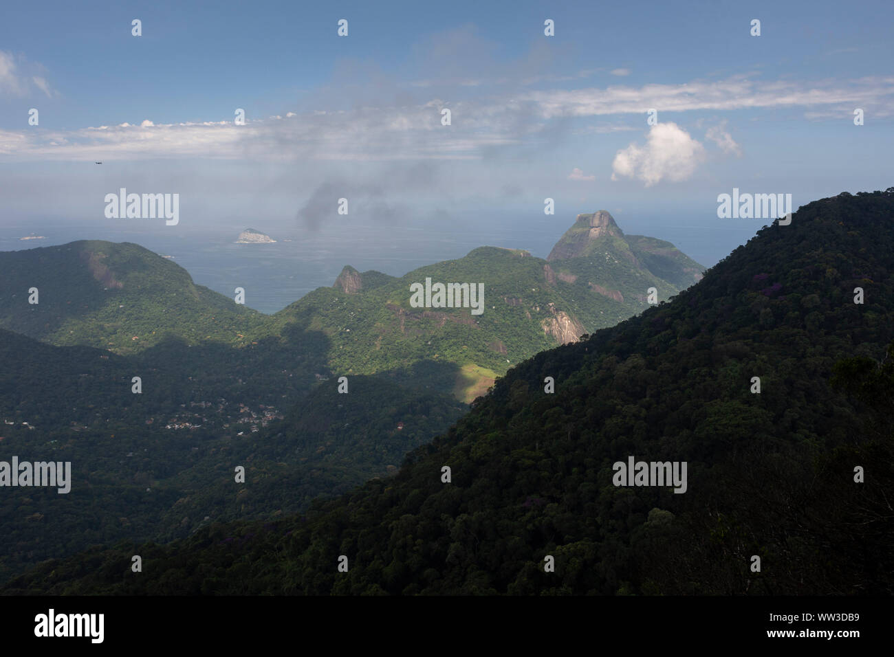 Rainforest mountains, Tijuca Forest, Rio de Janeiro, Brazil Stock Photo ...
