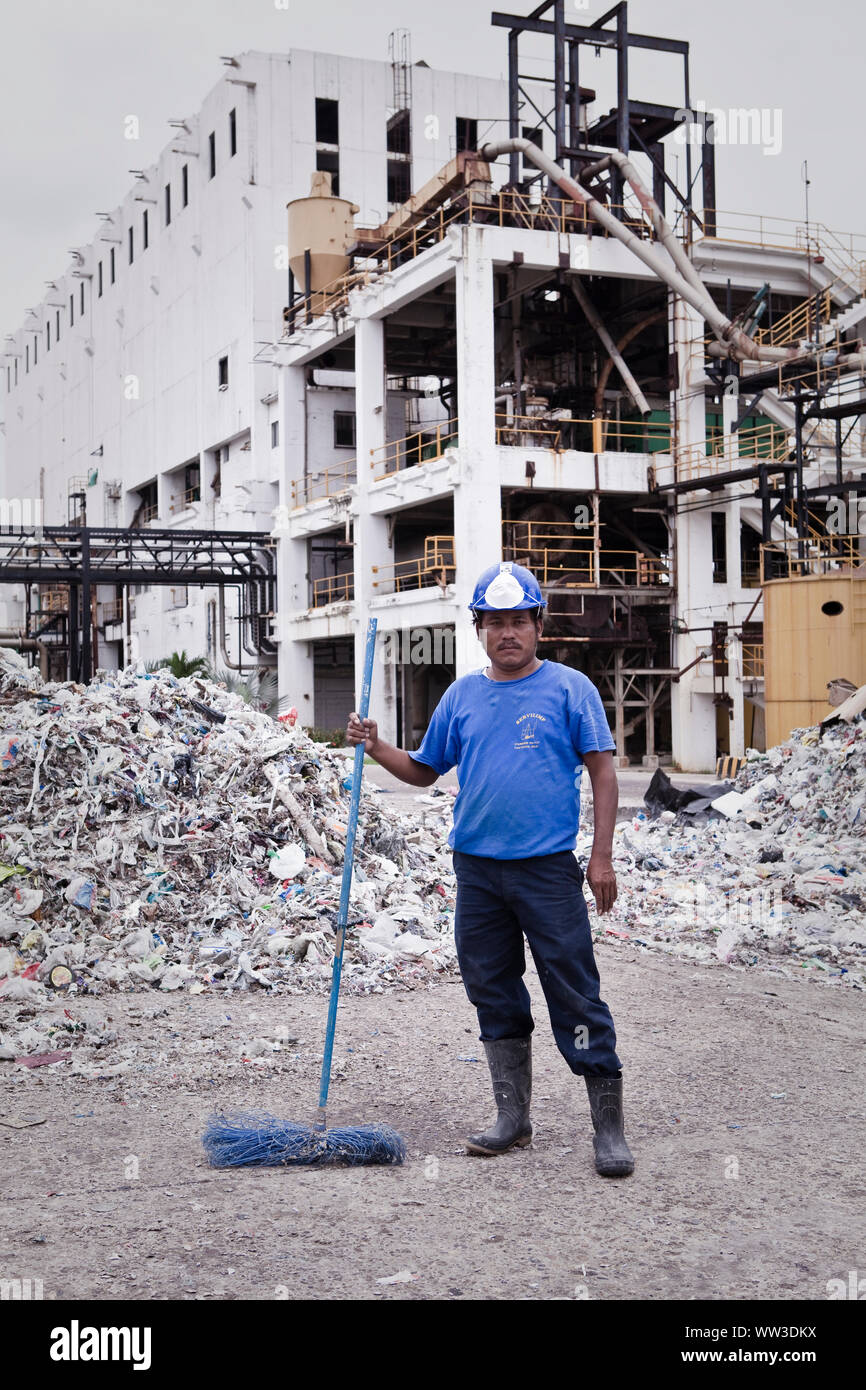 Paper Recycling Industry Stock Photo - Alamy