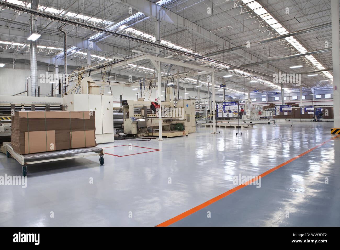 Paper Recycling Industry Stock Photo - Alamy