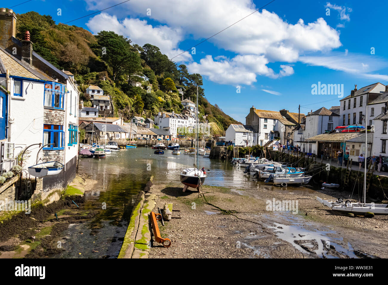 Shell house polperro cornwall hi-res stock photography and images - Alamy