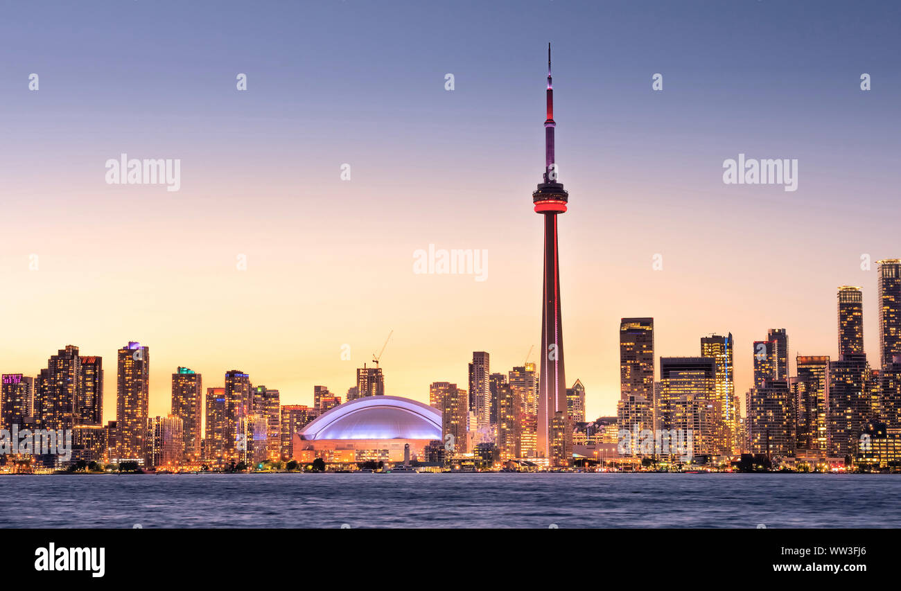 Toronto city view and skyline at night, Ontario, Canada Stock Photo - Alamy