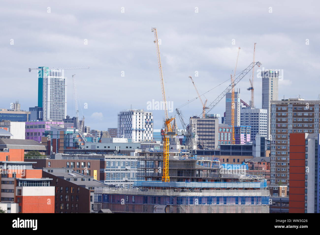 Leeds skyline with lots of developments going on Stock Photo - Alamy