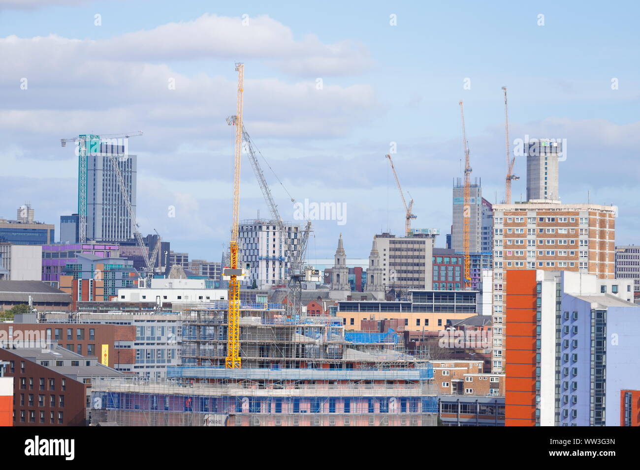 Leeds skyline with lots of developments going on Stock Photo - Alamy
