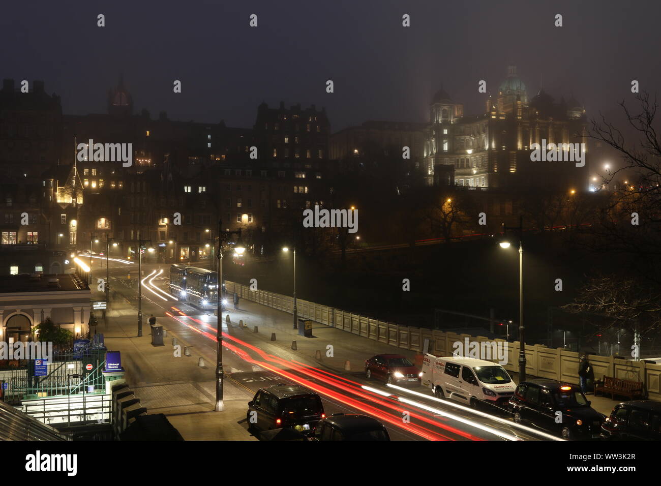 Waverley bridge hi-res stock photography and images - Alamy