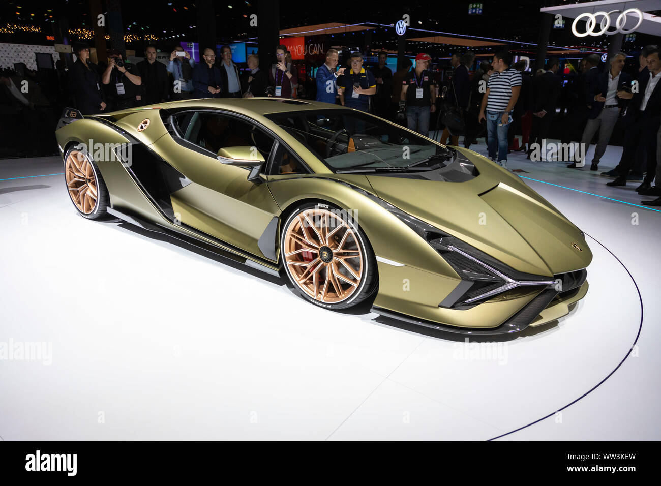 Lamborghini Sián FKP 37 Hybrid Hypercar presentation at IAA Stock Photo ...