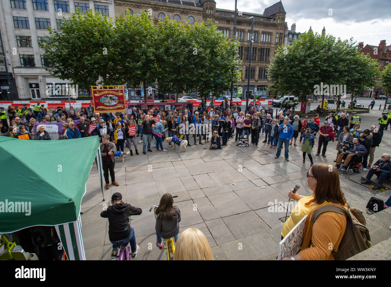 Politital hi-res stock photography and images - Alamy