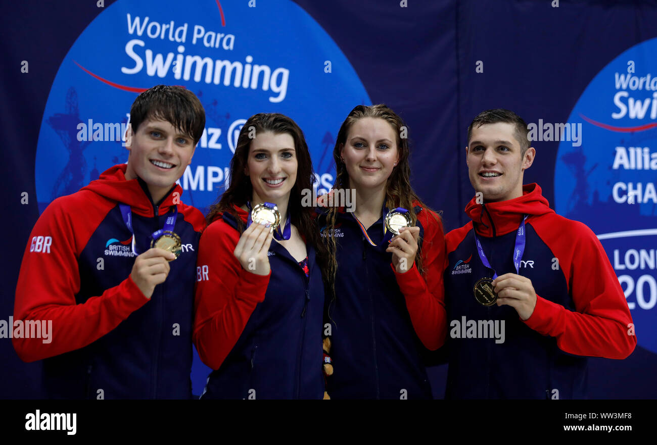 Reece dunn pose hi-res stock photography and images - Alamy