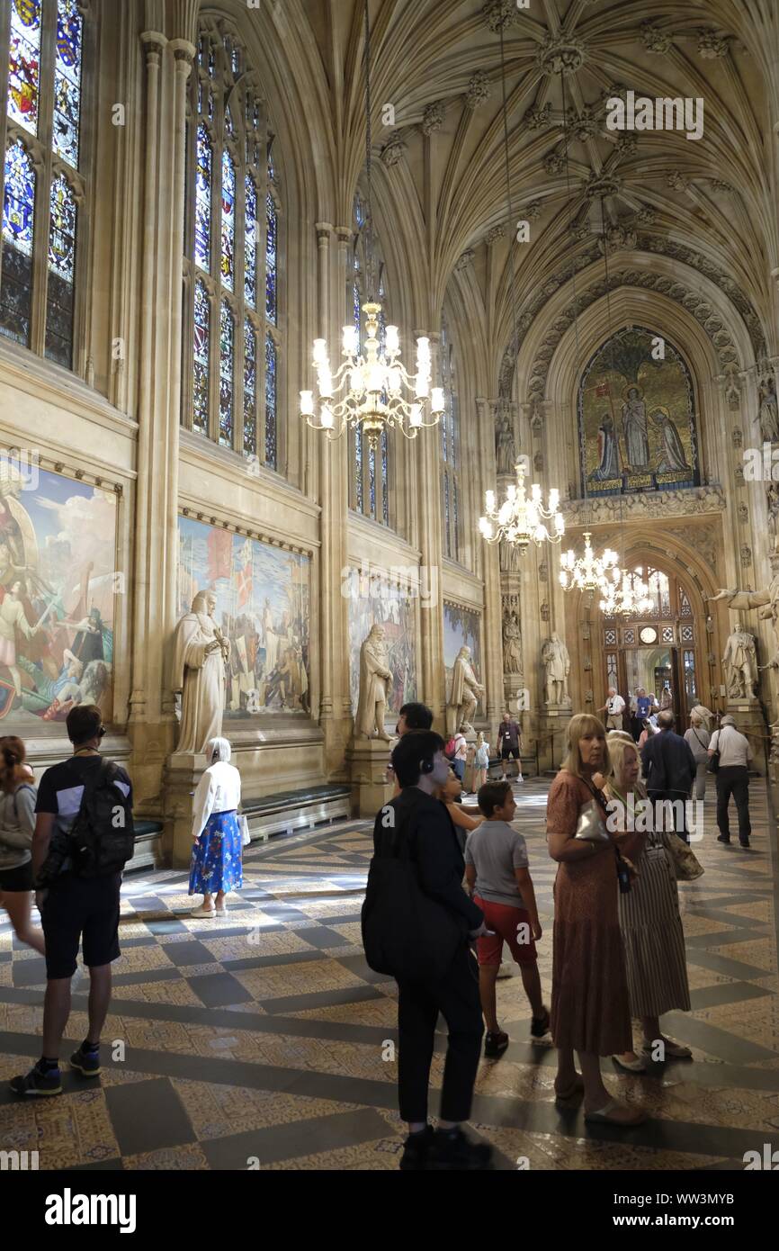 Westminster hall parliament ceiling hi-res stock photography and images ...