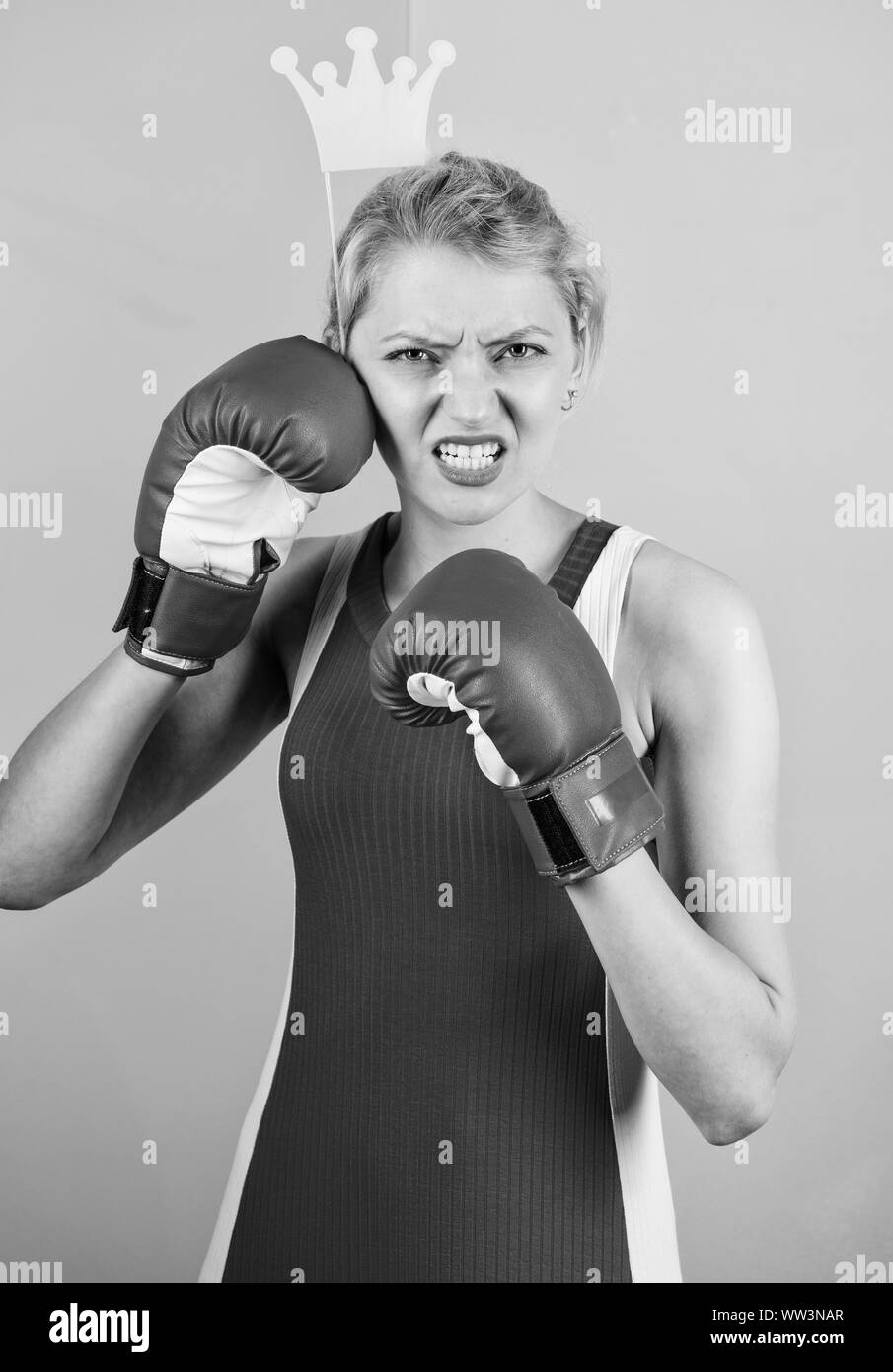 VIP gym. Fighting queen. Woman boxing glove and crown symbol of ...