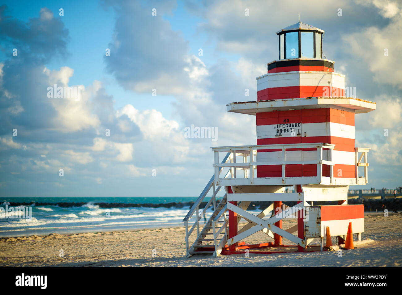 Miami beach wooden lifeguard tower hi-res stock photography and images ...