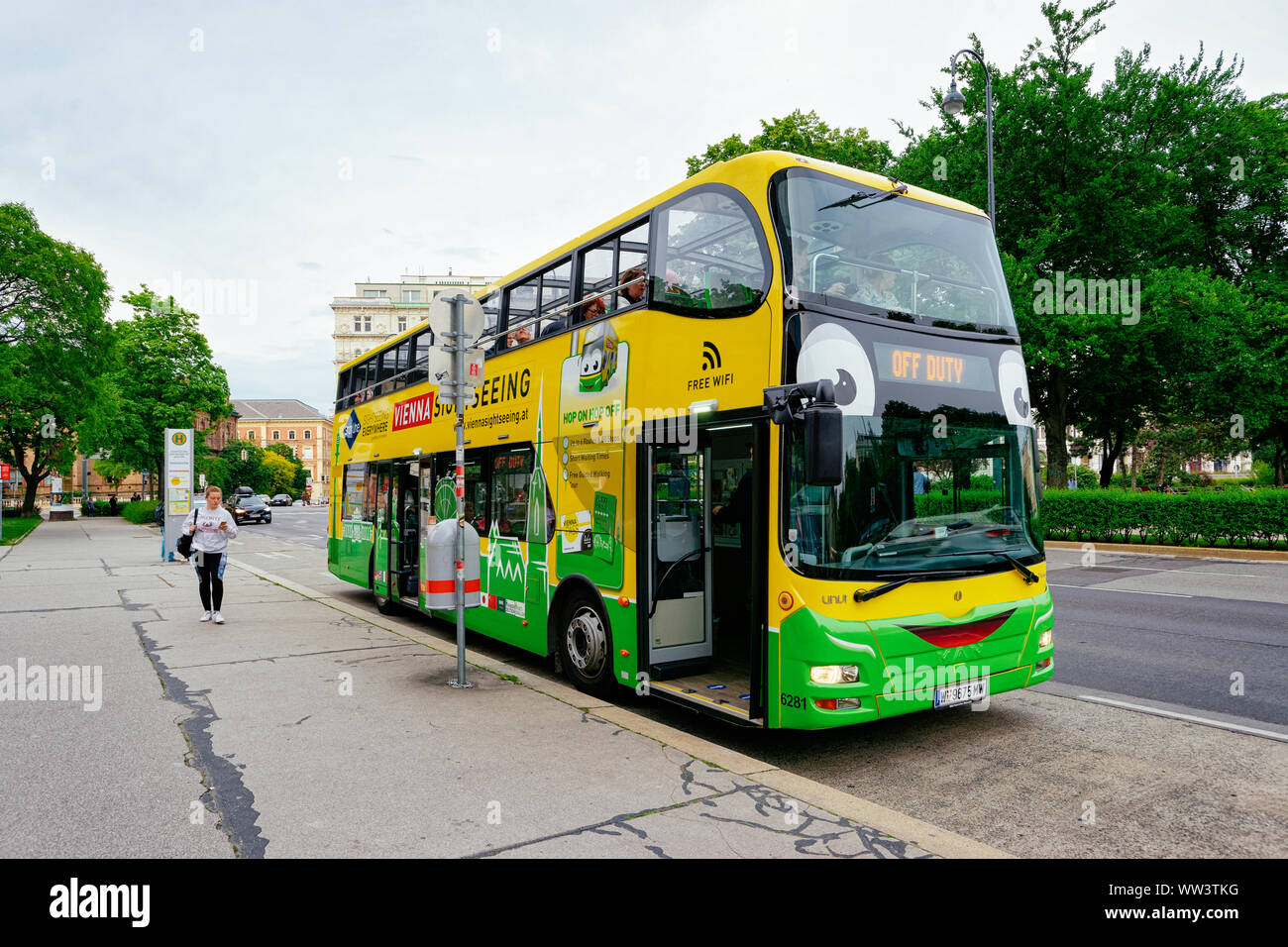 Street view and Touristic bus in Old city center Vienna Stock Photo - Alamy