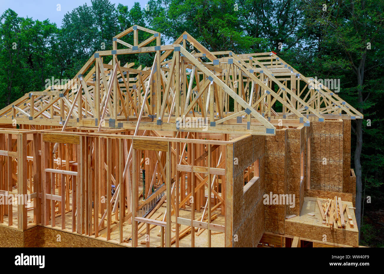 Frame for a progressing house building frame structure on a new ...