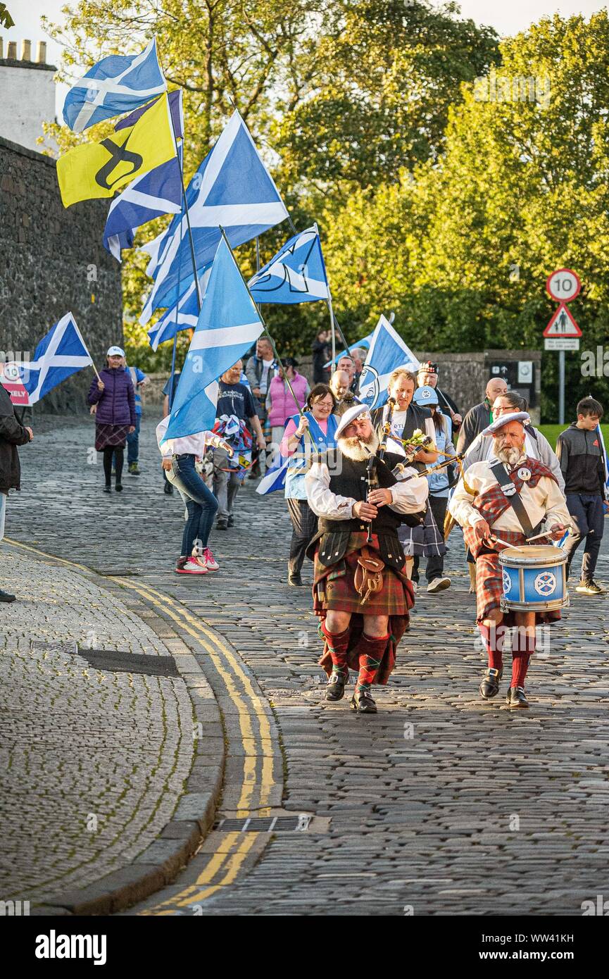 English and scottish flags march hi-res stock photography and images ...