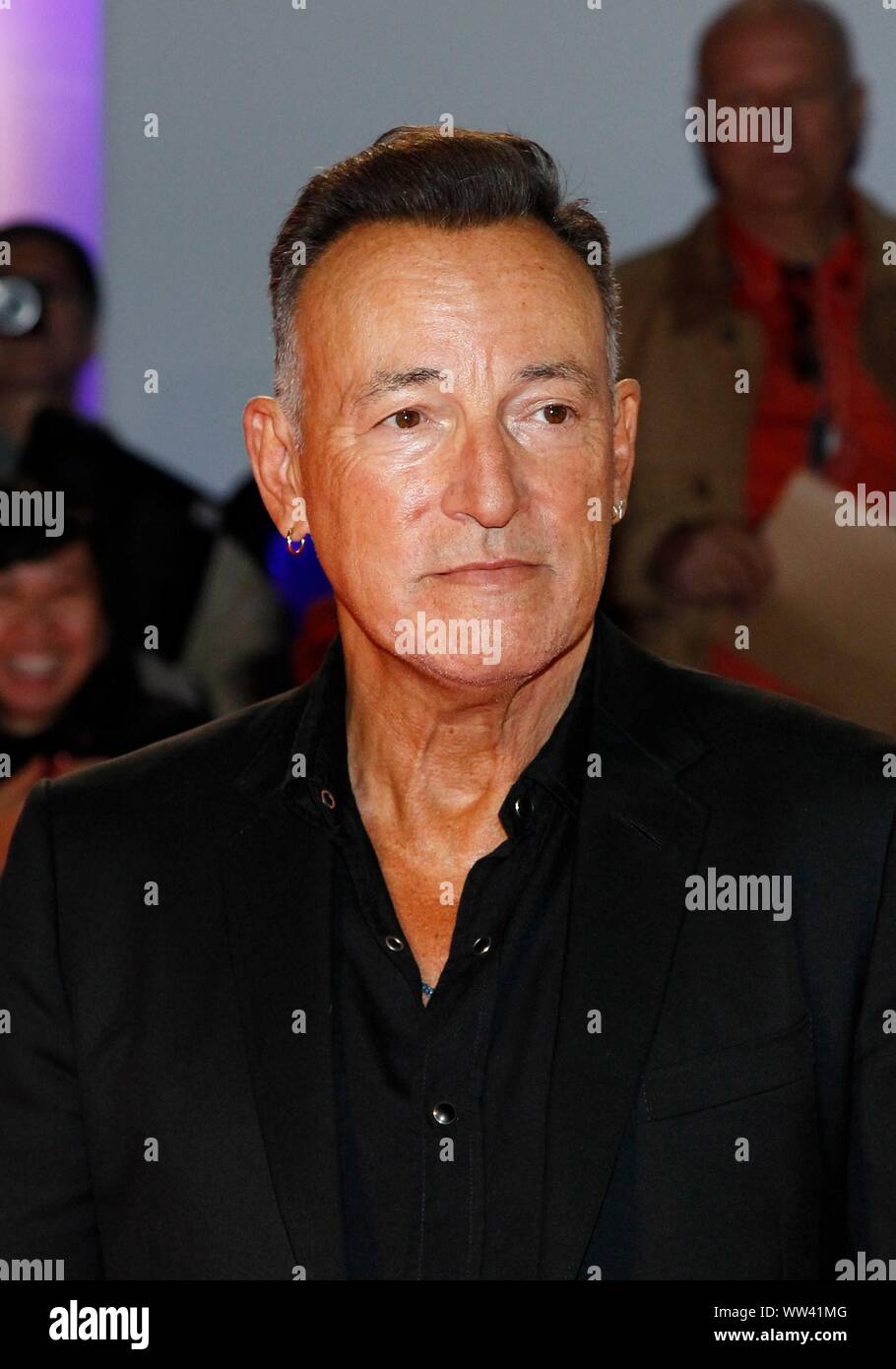 Bruce springsteen live 2019 hi-res stock photography and images - Alamy