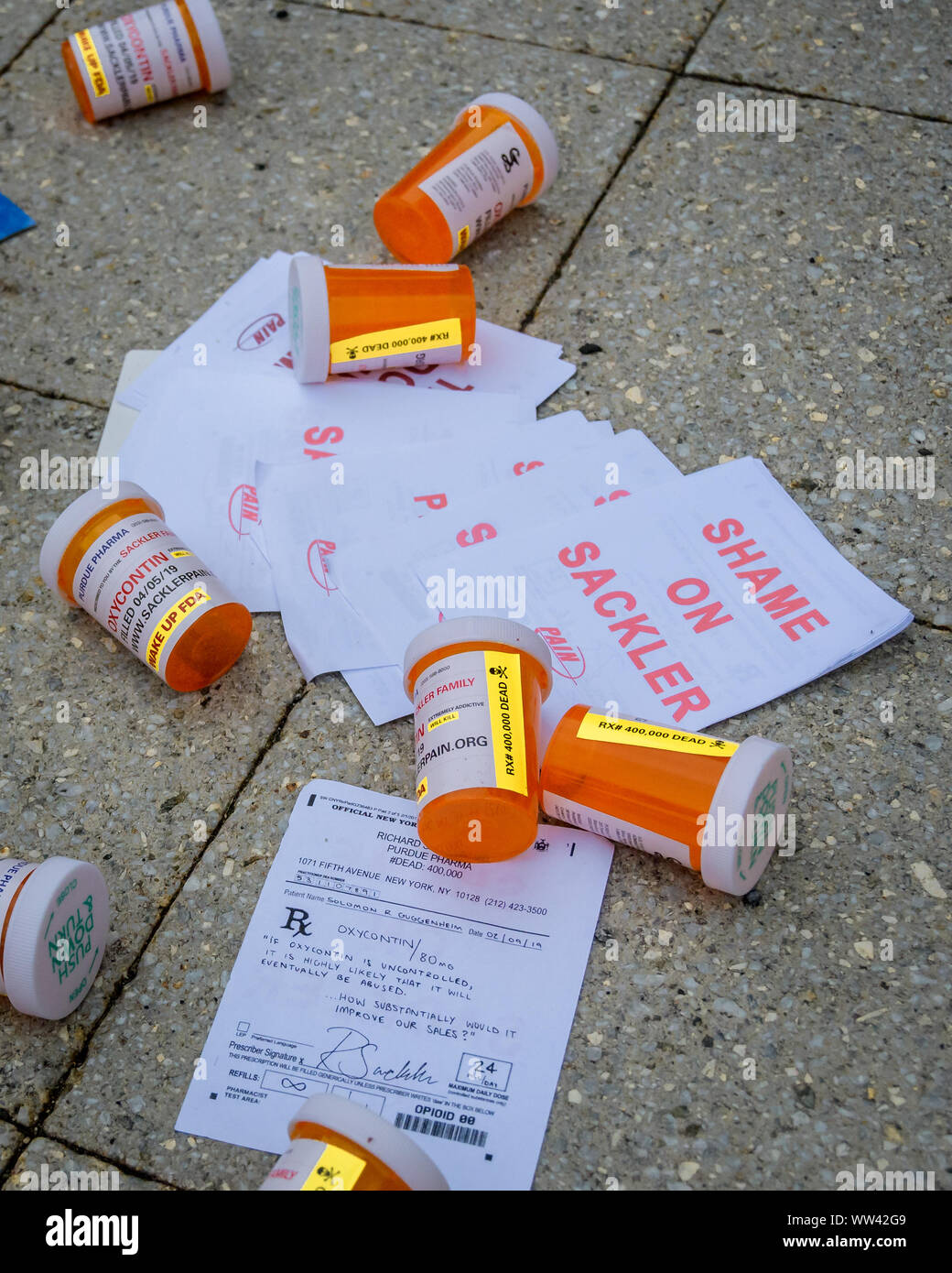 Big pharma protest usa hi-res stock photography and images - Alamy