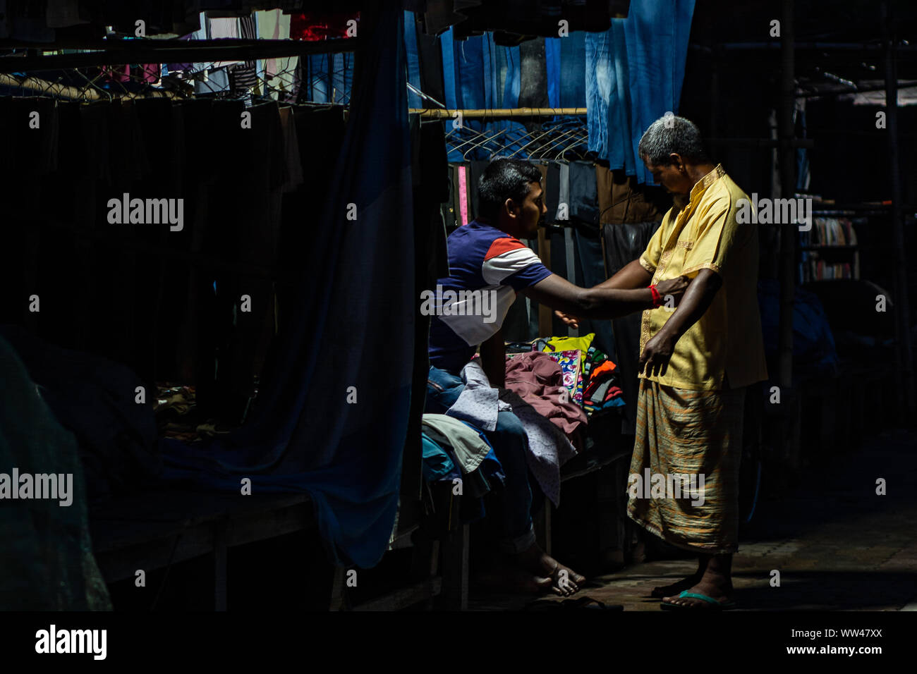 Traditional thai road side hi-res stock photography and images - Alamy