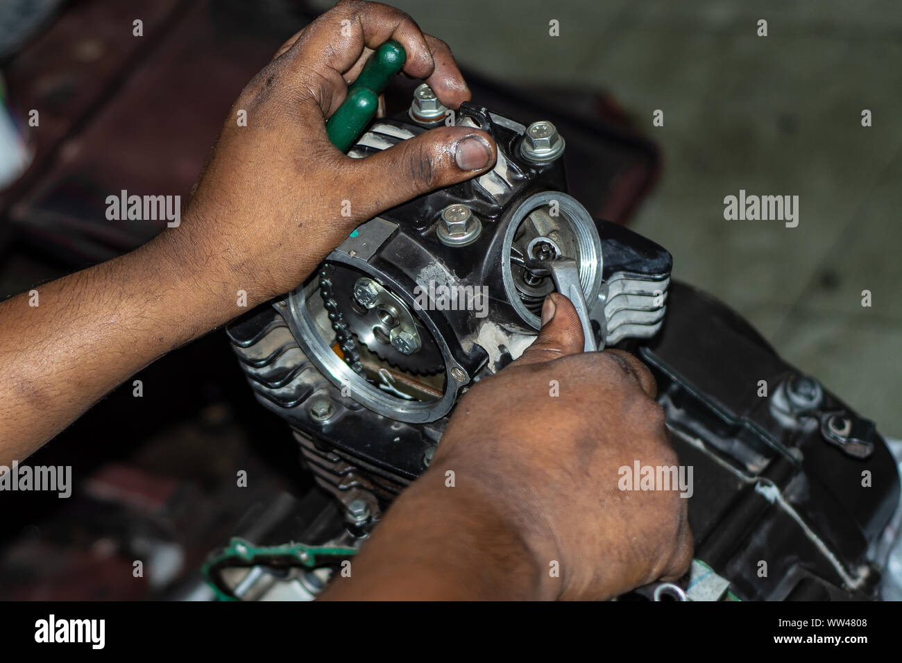 Automotive engineering hi-res stock photography and images - Alamy