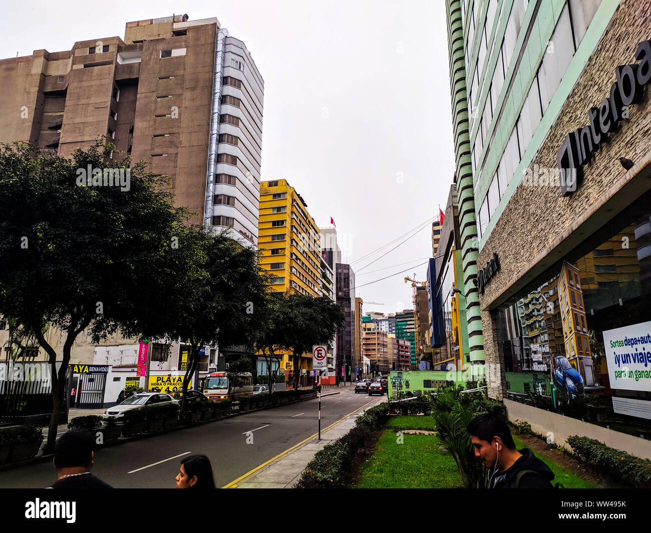 Miraflores one with his parque Kennedy in Lima Peru, most visit by ...