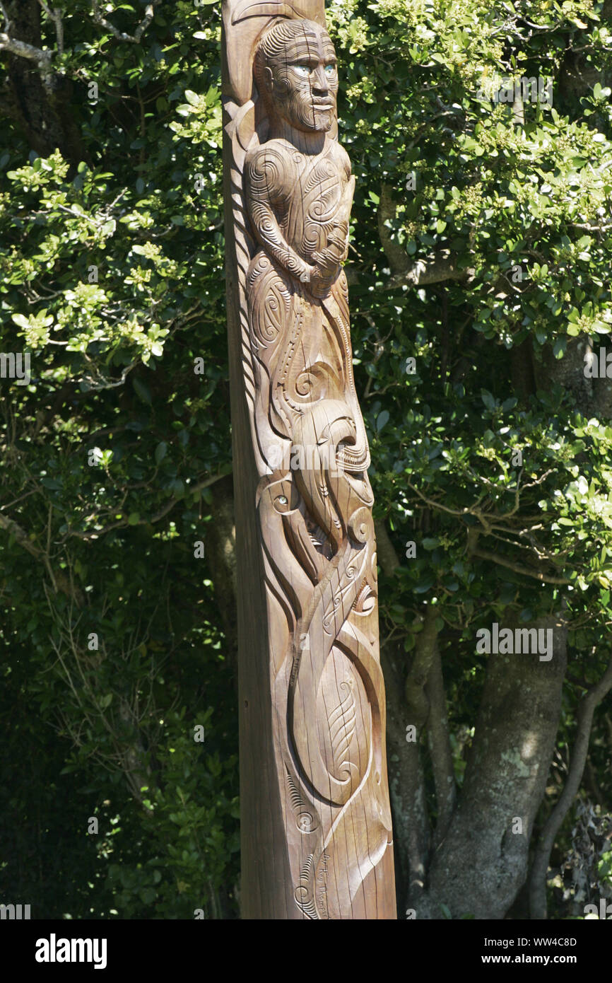 Totem pole Ship Cove New Zealand Stock Photo - Alamy